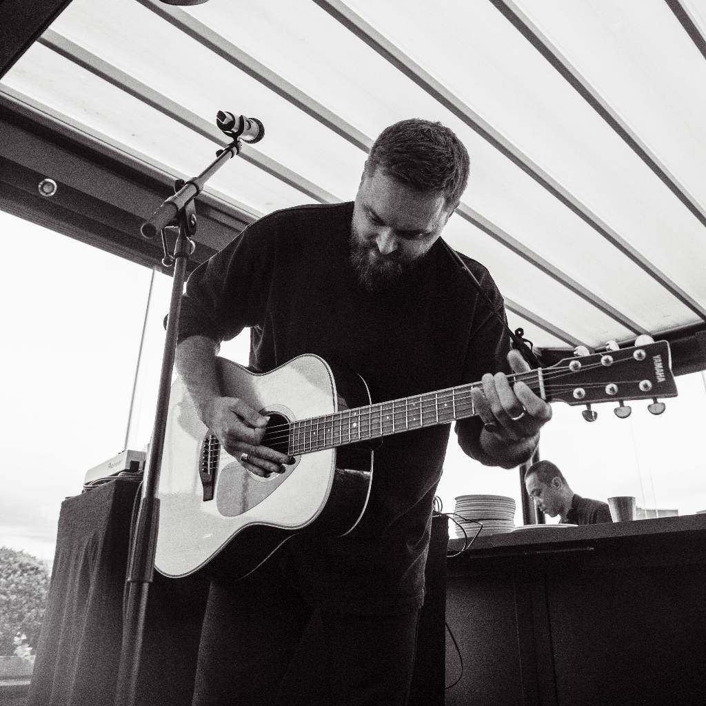 Dennis Hermansen | | Leii